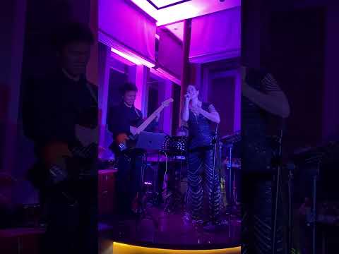 If I Ain’t Got You (Alicia Keys) - Aliya Parcs cover at the Skybar, Solaire North