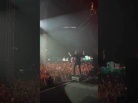 emotional moment last night at Isle of Wight festival ❤️ I didn’t know if I’d get to do this again
