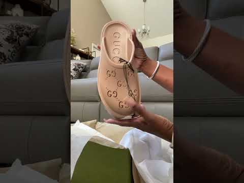 Unboxing Gucci Women's brown perforated GG slip-on sandal.
