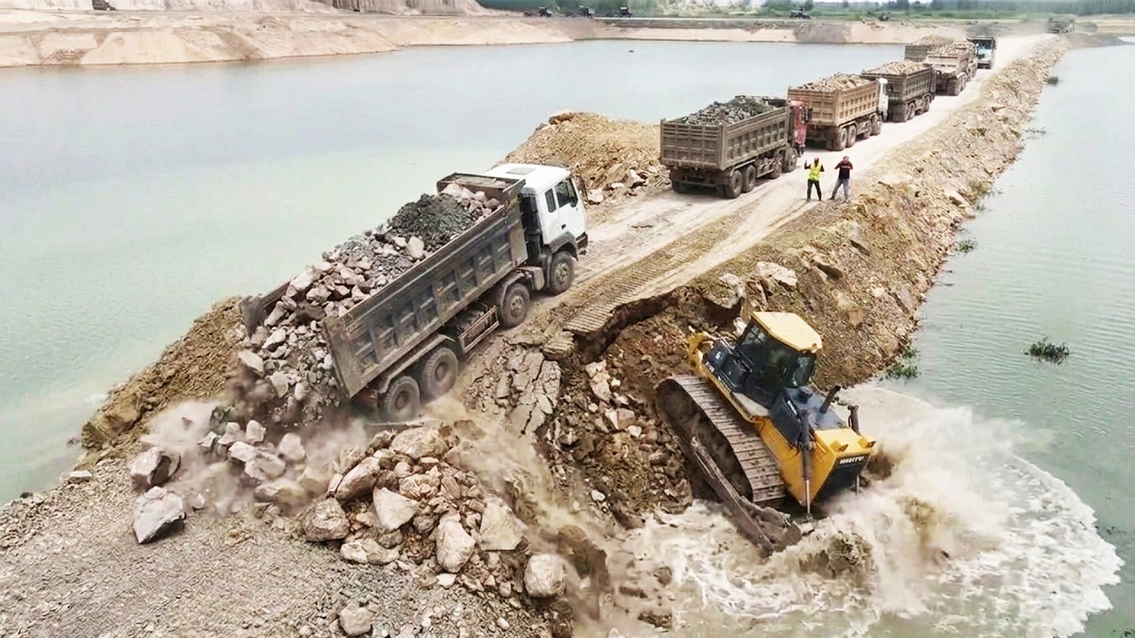 OMG!! Massive Road Building Project over a Flooded Area Shows Heavy Machinery in Full action