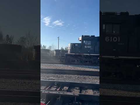 NS lite power move enters lamberts point with NS SD40-2s switching #6101