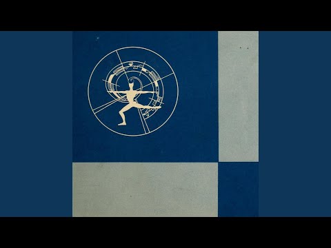 Explore GEE LEE & Shaolin Cowboy’s “The Moment I Dance” Song