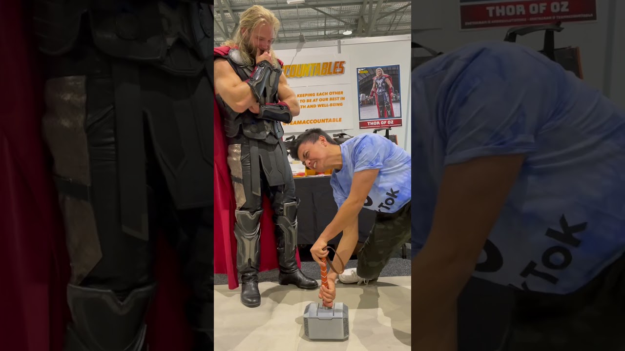 How Much Does Thor Hammer 🔨 Weigh #shorts