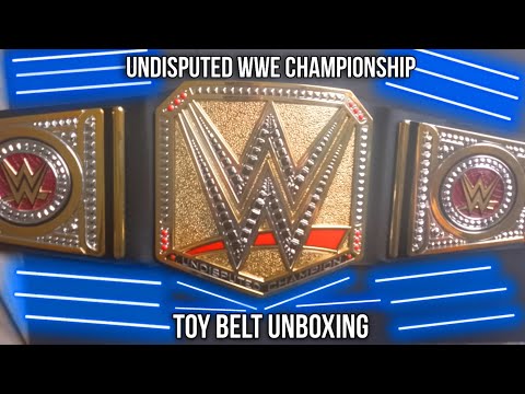 Undisputed WWE Universal Championship 2023 Toy Belt Unboxing