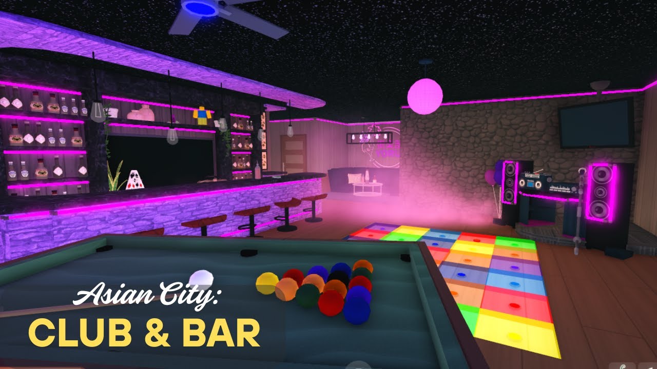 Building a Club & Bar in Bloxburg!