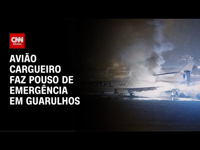 Vídeo: avião cargueiro pega fogo e faz pouso de emergência em Guarulhos | CNN Brasil