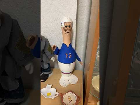 FUNNY BOWLING PIN FIGURINES @ THRIFT STORE #thrifting #funny #bowling #figurine #homedecor #decor