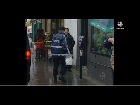 Le 10 mai 2000, Dédé Fortin, le chanteur des Colocs, est retrouvé mort