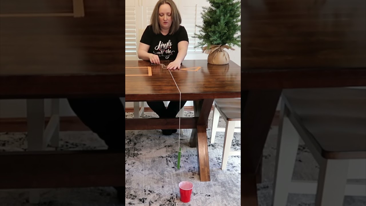 Minute to win it Game #minutetowinit #holidaygames #familygames