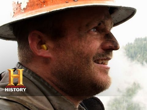 Ax Men: Joe Practices Anger Management (S8, E6) | History