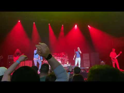 311 performs at the Mohegan Sun Arena on February 15th 2024 FULL SET
