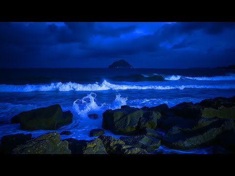 Quiet Night by the Sea with Ocean Waves – Peaceful Background Noise for Sleep and Late Night Study