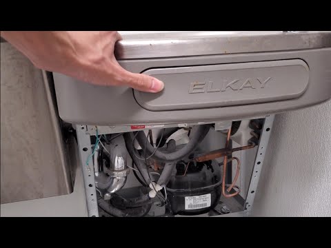 Inside the Elkay EZFSTL8_1E Water Fountain