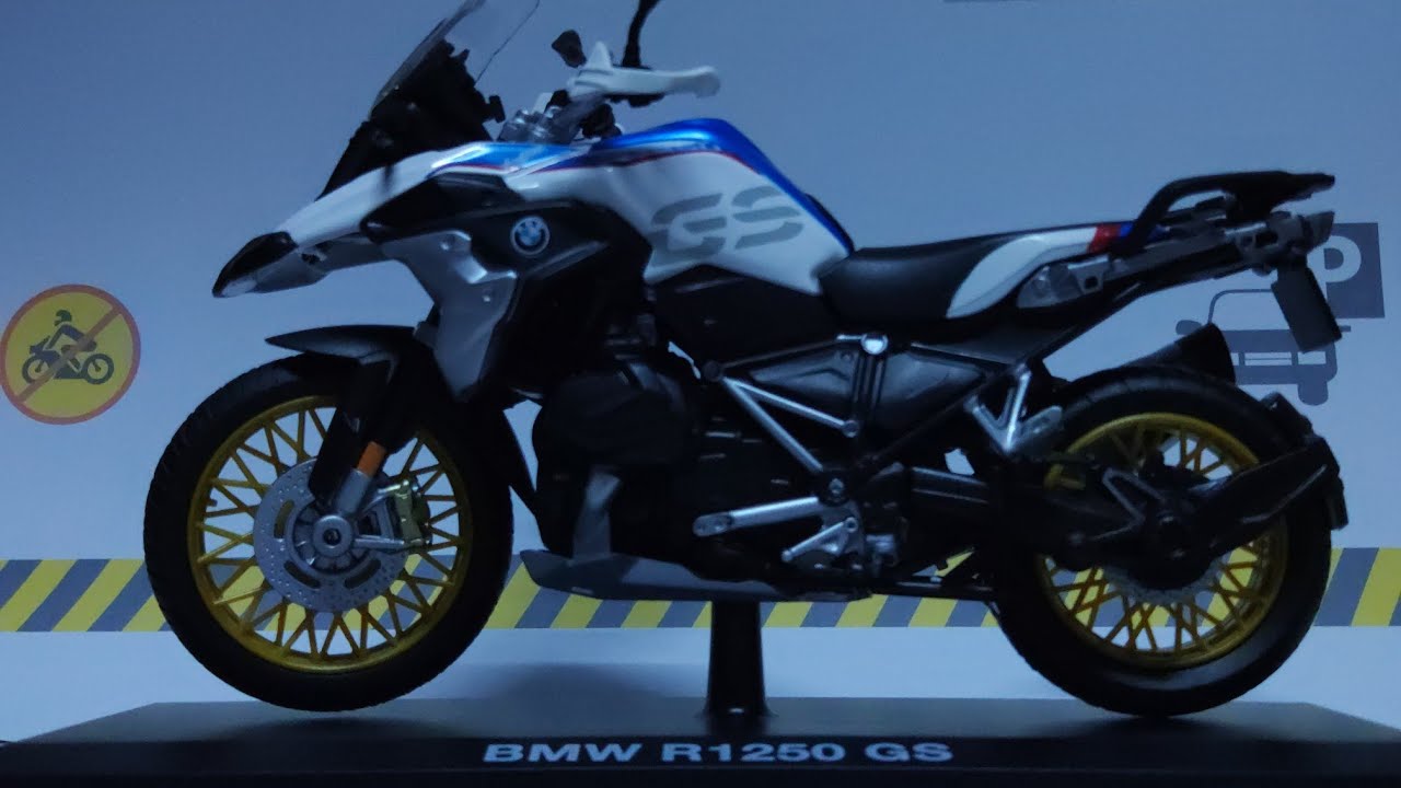 Unboxing BMW R1250GS 1:12 Diecast Metal Bike