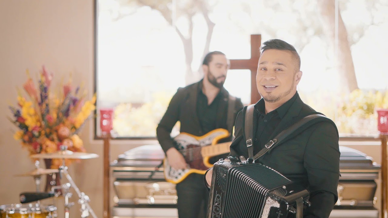 Siggno - Guárdame Un Espacio (Video Oficial)