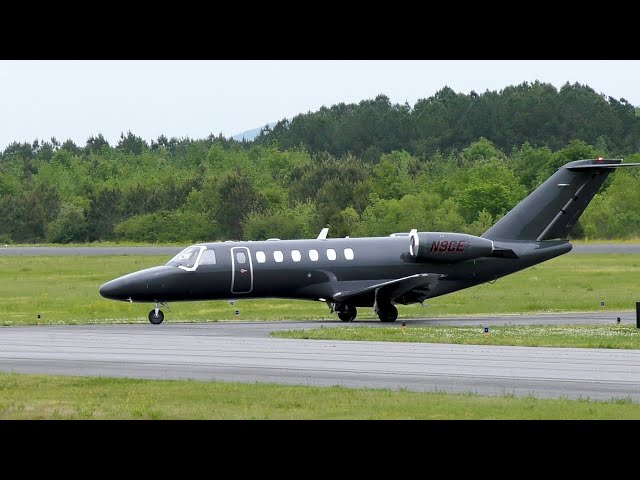 5 NASCAR Cup Series drivers and their swanky private jets