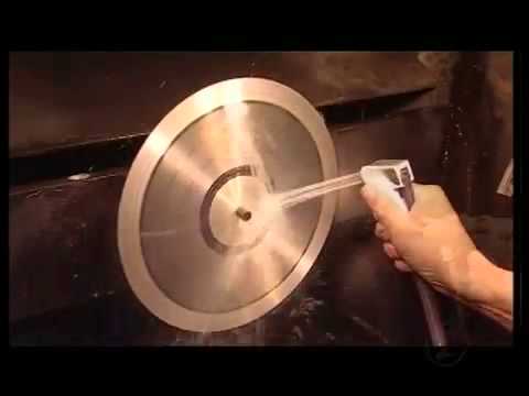 Comment fabrique-t-on un disque vinyle? | CD & Vinyles