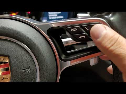 2018 PORSCHE MACAN. OIL LEVEL CHECK
