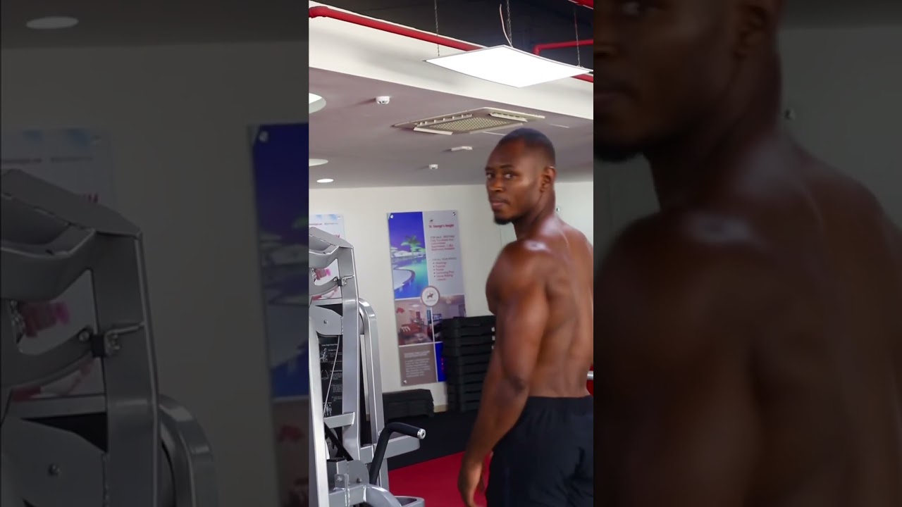 Witness the Body of a Muscular Black Man #shortsfeed