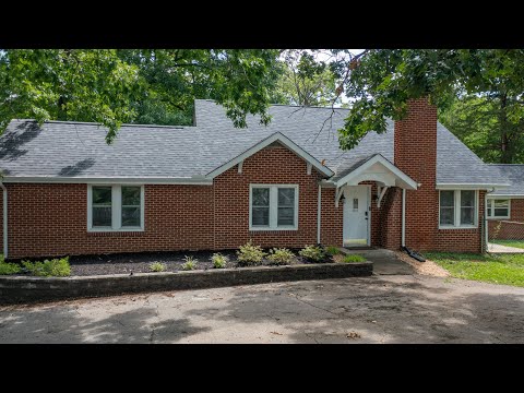3102 Van Leer Hwy Charlotte TN 37036 — Nina Skelton