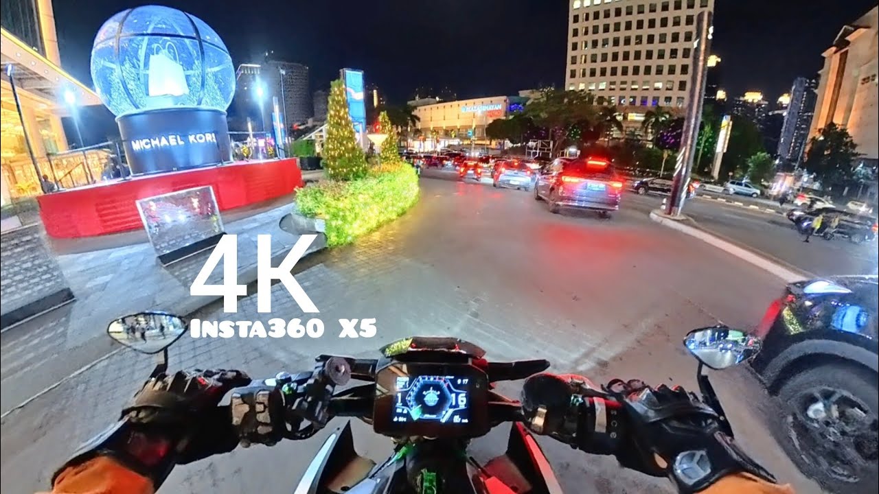 [4K] KAWASAKI Z900 RAW Sound | Bustling City with Colorful Lights 2026 | Insta360