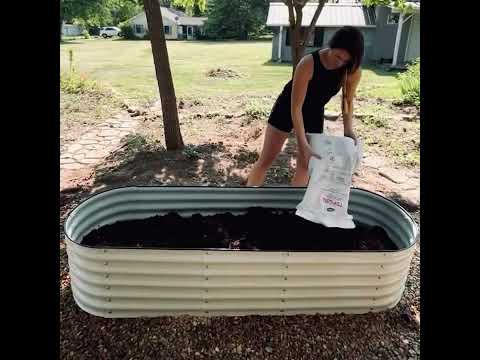 Our galvanized raised garden beds provide plenty of room for your plants to thrive