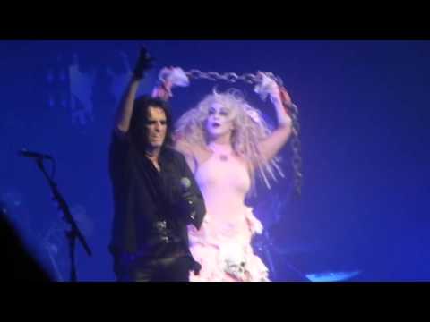 Alice Cooper Concert 2016 Star Plaza Theater Only Women Bleed
