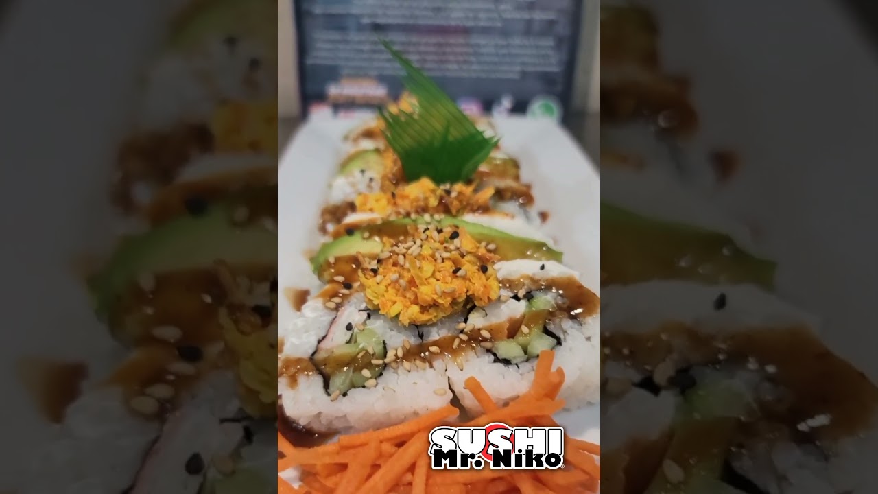 Guamuchilito roll en sushi mr niko mexicali 😋😋