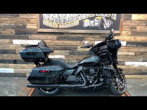 2025 Harley-Davidson Street Glide Ultra in Iron Horse Metallic / Vivid Black with Black Trim-FLHXU