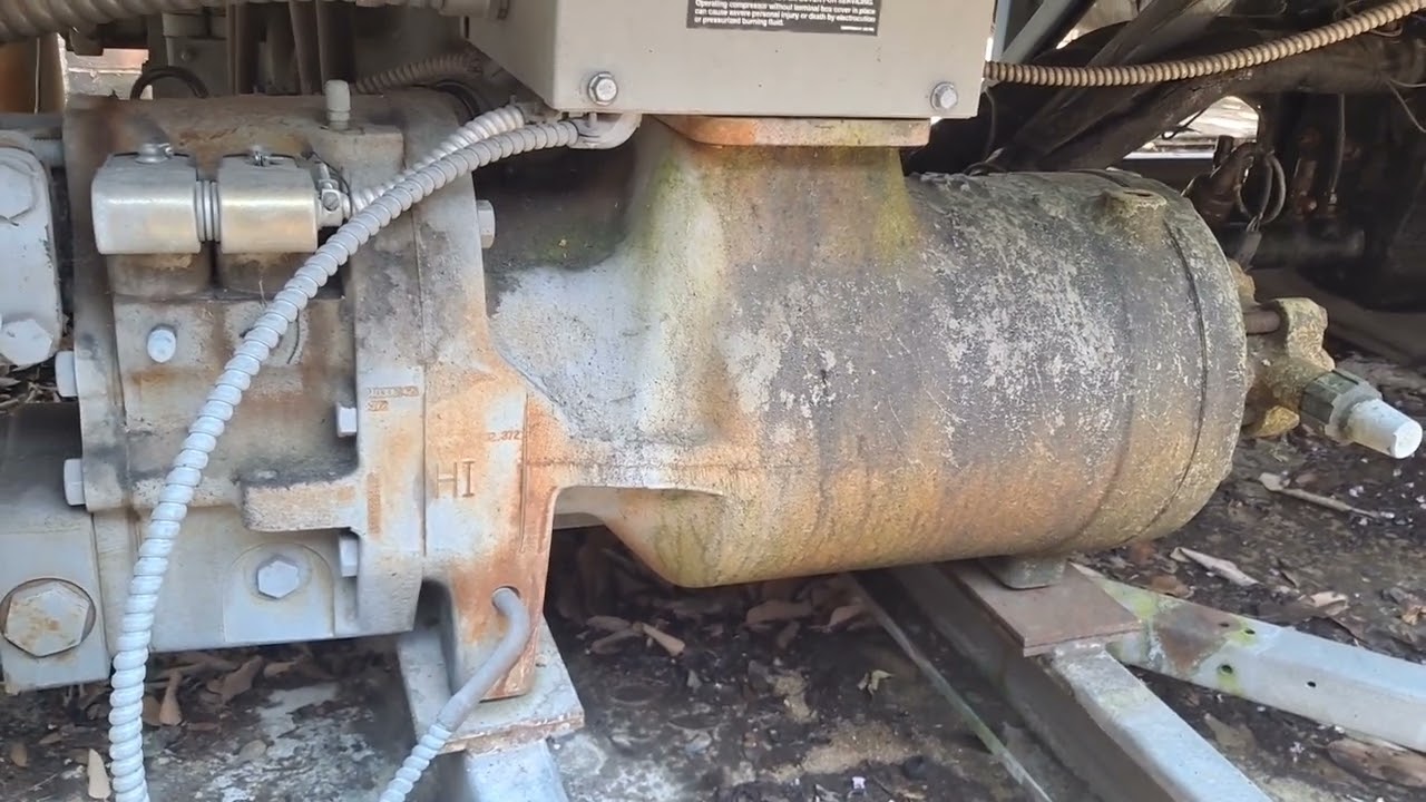 TRANE RTAA WITH OIL SYSTEM FAULT/ AHU WITH SMOKE DETECTOR TRIPPING #rtaa #ahu #commercialhvac