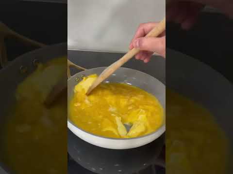 The secret to perfect fluffy eggs