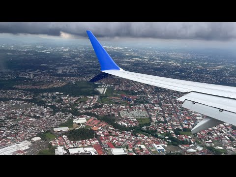 Incredible approach and landing in San Jose, Costa Rica (SJC) in a 737-800
