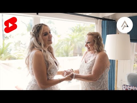 Mother of the bride makes daughter CRY with EMOTIONAL TOAST #shorts