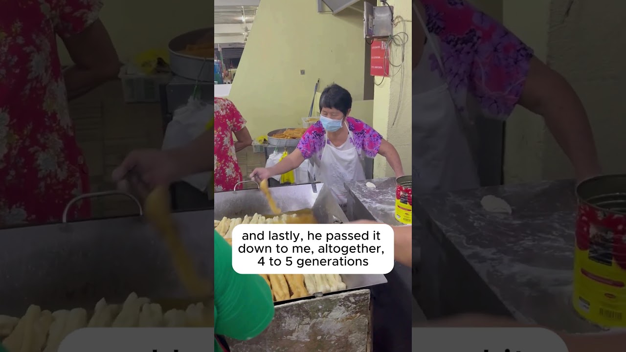 All heart, no additives: Madam Chua’s decades old ‘yu chah kueh’ at Petanak Market in Kuching
