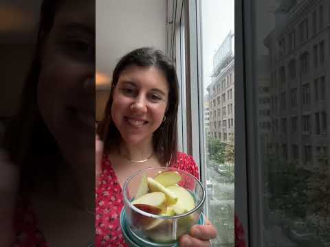 How to Store Apples so They're Crisp All Season #shorts