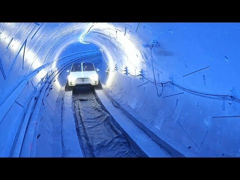 Elon Musk shows off high-speed tunnel beneath Los Angeles