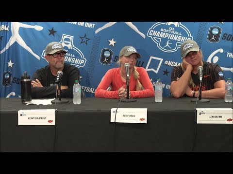 What sets the 2024 Oklahoma State softball team apart from previous WCWS teams?
