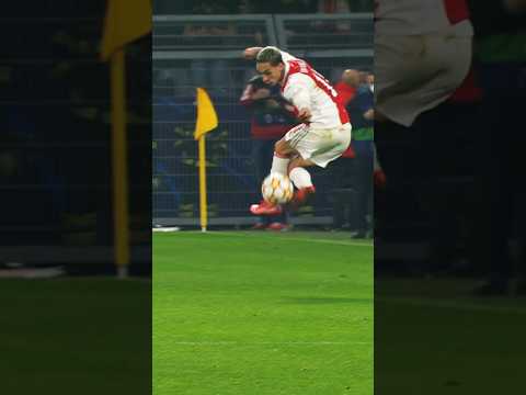 The pass 😍 the control 😮💨