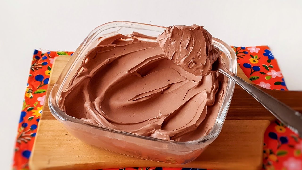 RECEITA DE CHANTININHO DE CHOCOLATE. Chantininho Para Cobertura e Recheio de Bolo.