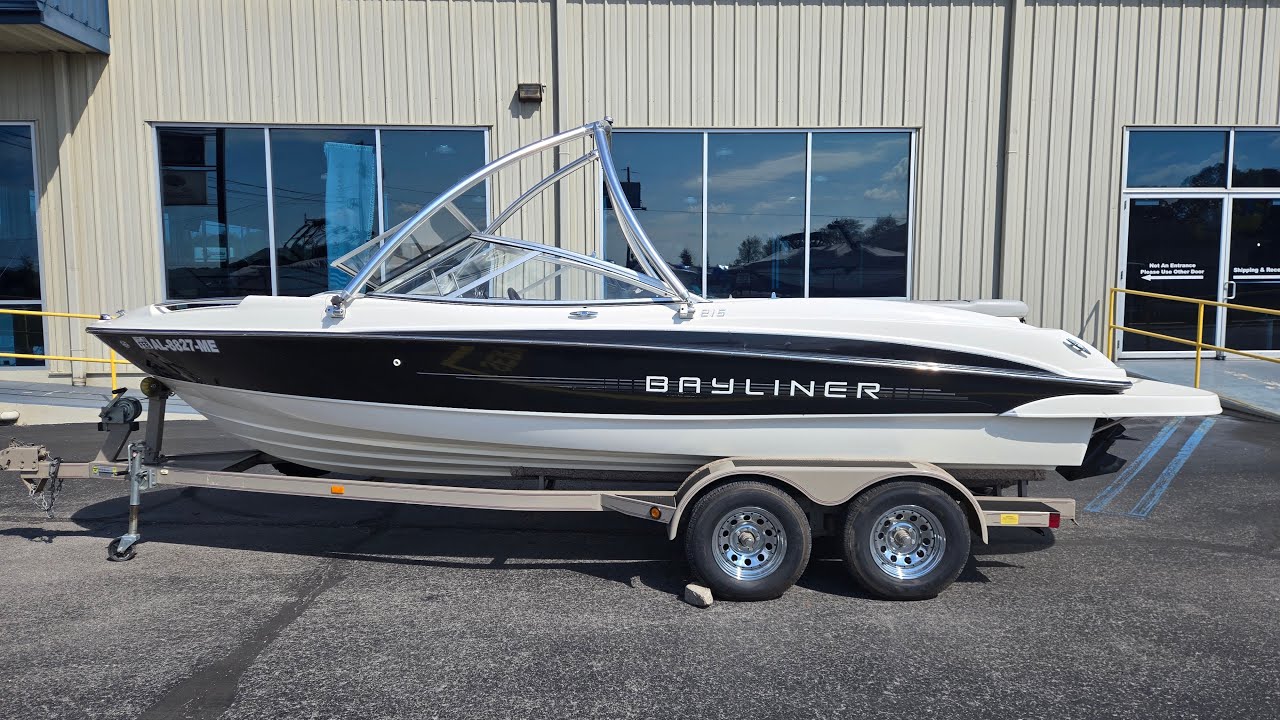 2011 Bayliner 215 SLX