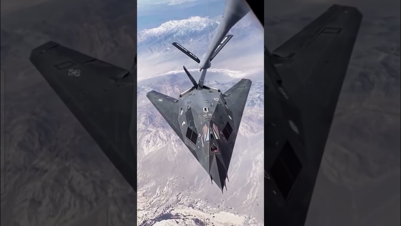 Rare Footage! F-117 Nighthawk Aerial Refueling in Action #refueling #f117 #nighthawk #usaf #ai