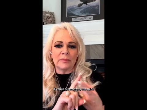 What color means in dreams - a Q&A with Barbie Breathitt