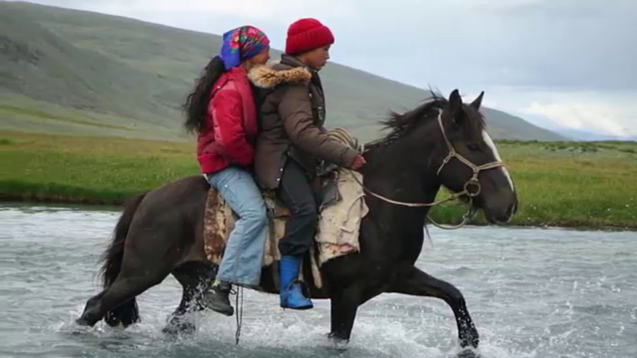 Mongolian Nomads Move on Climate Change
