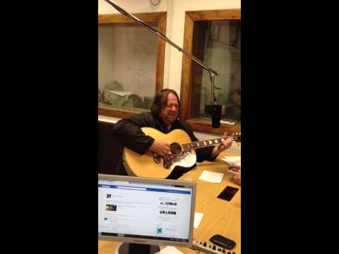 John Mclnerny protagonista en "El ultimo Elvis" en Casting AM 630 en el 2012