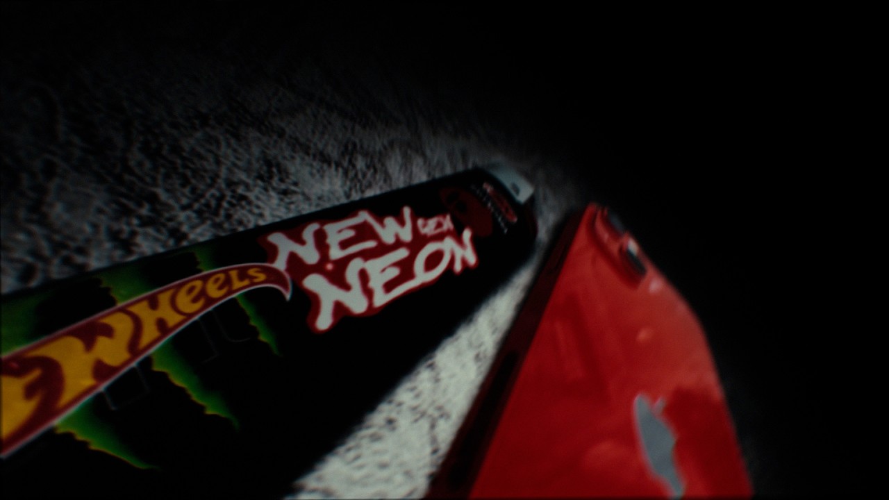 Gen - New Neon (Dir. @xrronaa & @Kutlwan000 )