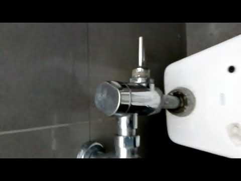 Helvex toilet