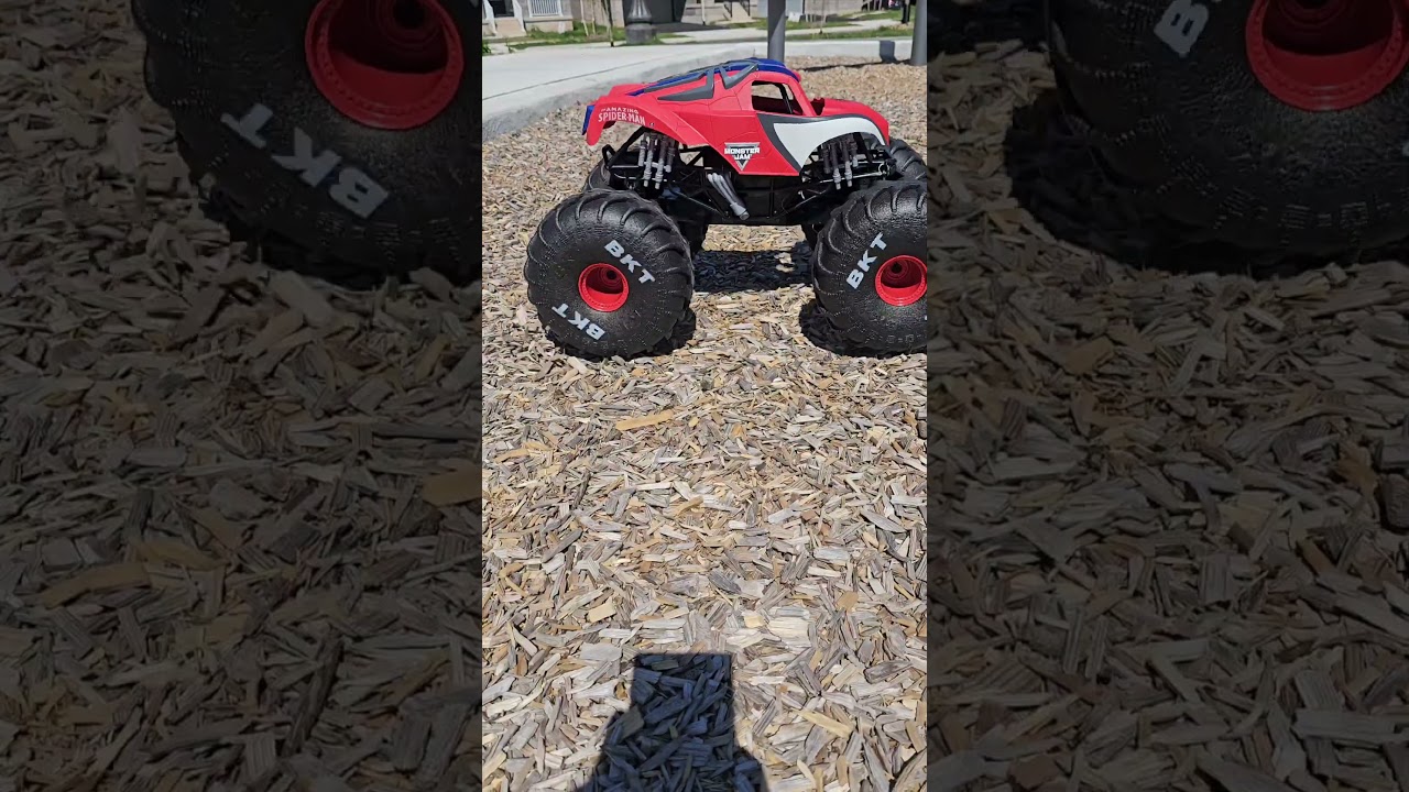 Monster Jam Marvel Mega Spider-Man RC Monster Truck, All-Terrain