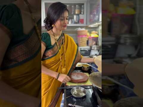 Puranpoli cha full vlog lavkarach upload honare ???? #youtube #marathi #puranpoli #youtubeshorts