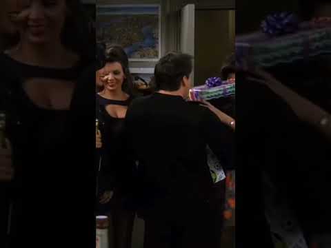 Hey Joey’s Sisters! #chandler #joey #comedy #friends #joeytribbiani #monica #ross