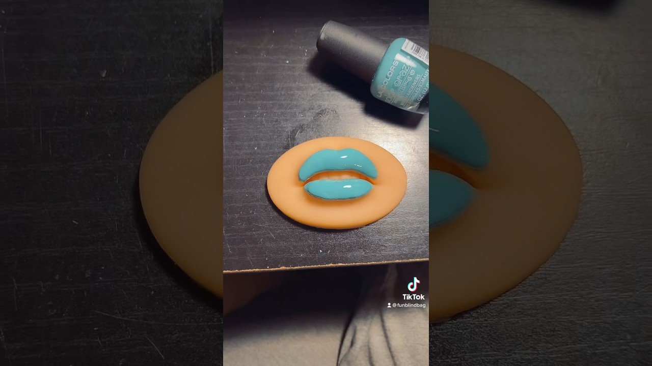 Nail Polish Lip Gloss 👀👀👀!?!? (on fake lips only guys) #lips #nailpolish